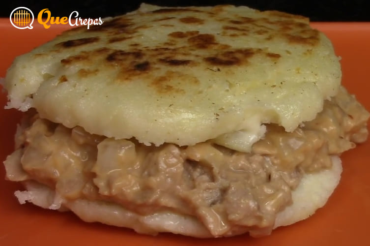 Tuna Arepas with vegetables 【 RICH AND HEALTHY 】Recipe